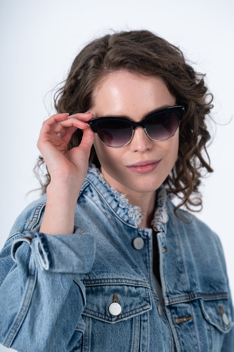 Kits.ca -- Lydia Sun